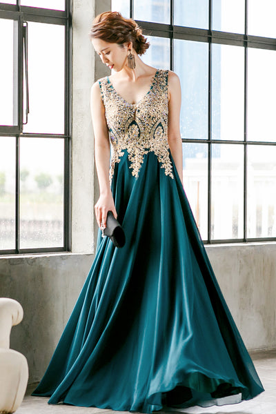 R's Gown | Prom Dress Shop in YOKOSUKA, JAPAN