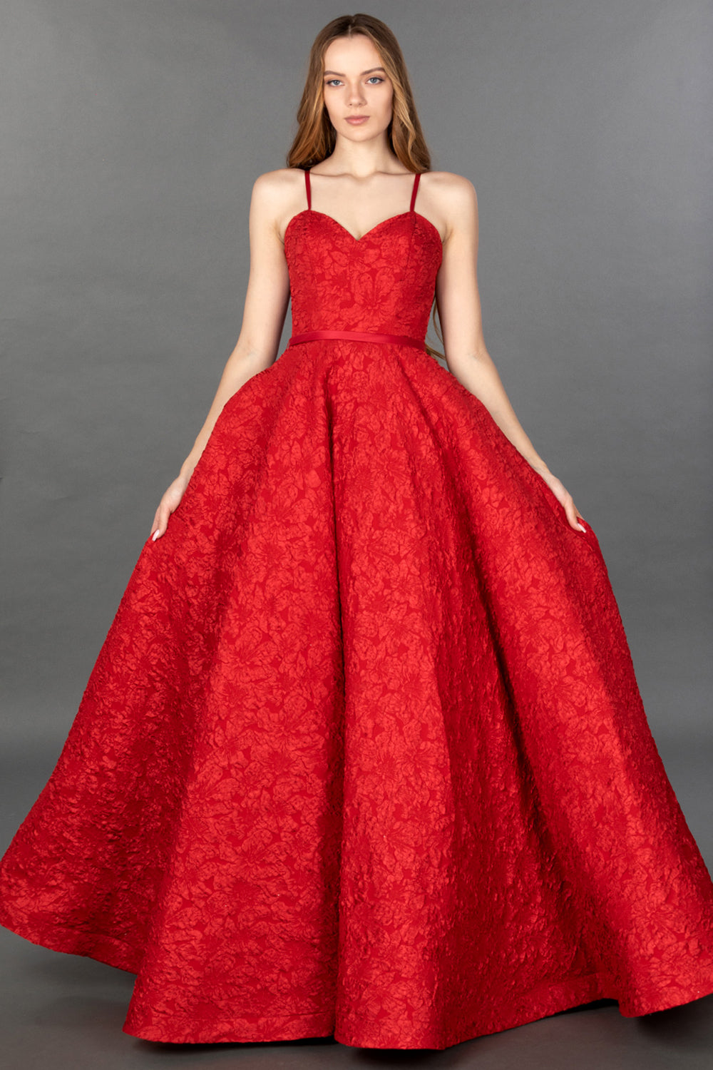 R's Gown | Prom Dress Shop in YOKOSUKA, JAPAN